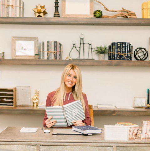 Emily Frisella | Entrepreneur & Business Speaker | Lifestyle Blog